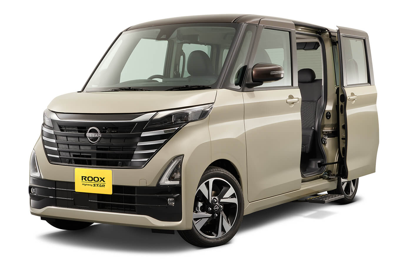 日産：ルークス New FACE, New ROOX