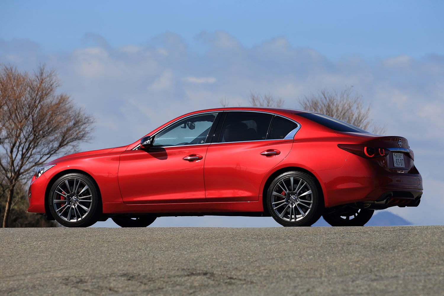 スカイライン400R その走りの実力を様々な視点からご紹介